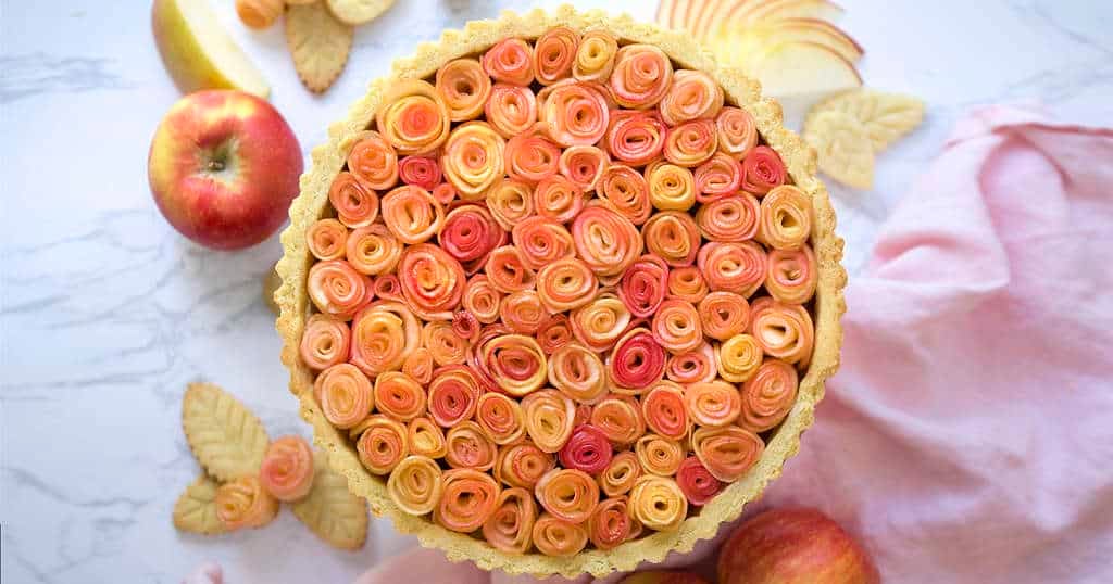 Apple Rose Pie