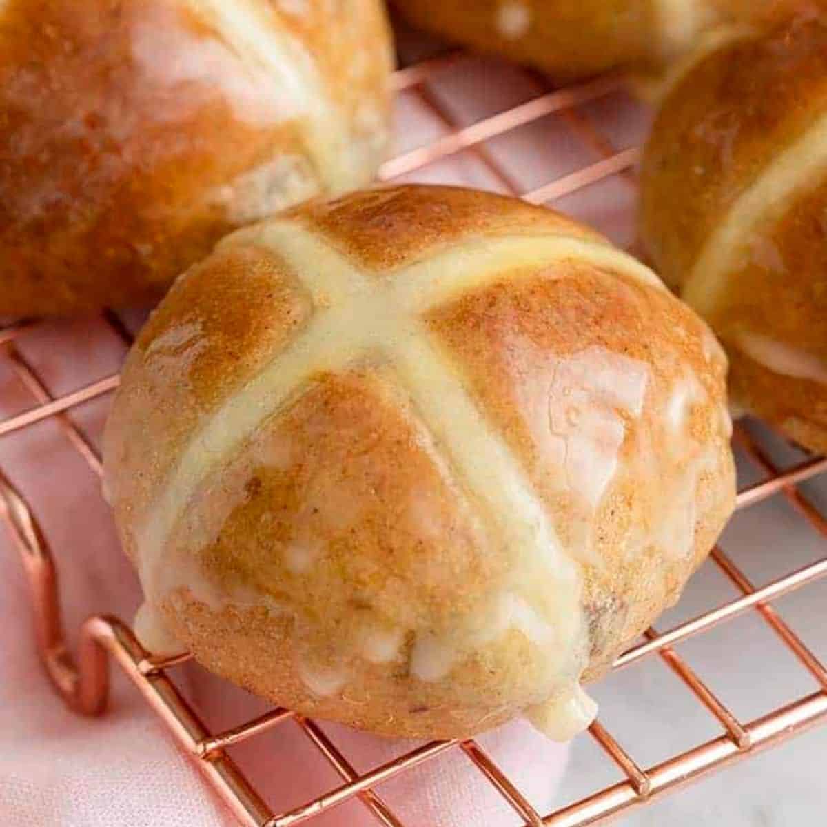 Hot Cross Buns - Preppy Kitchen