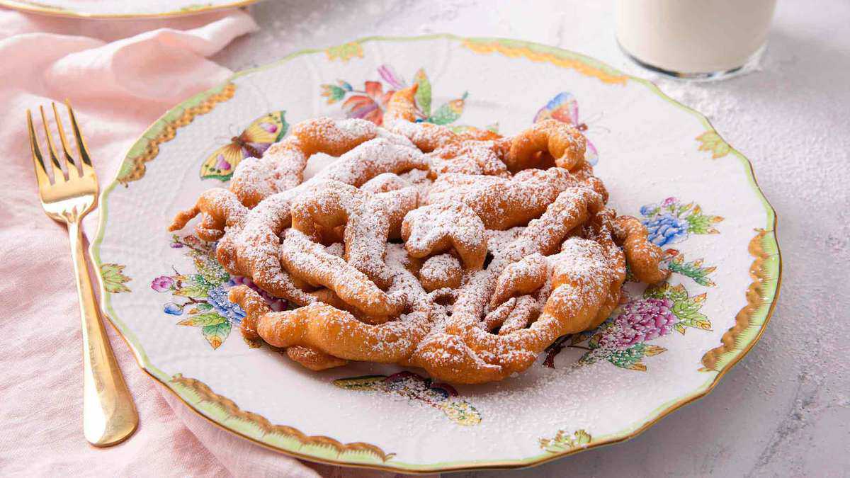 How To Make Funnel Cakes (So Easy!) - Preppy Kitchen