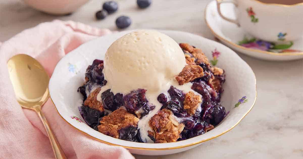 Easy Blueberry Crisp - Preppy Kitchen