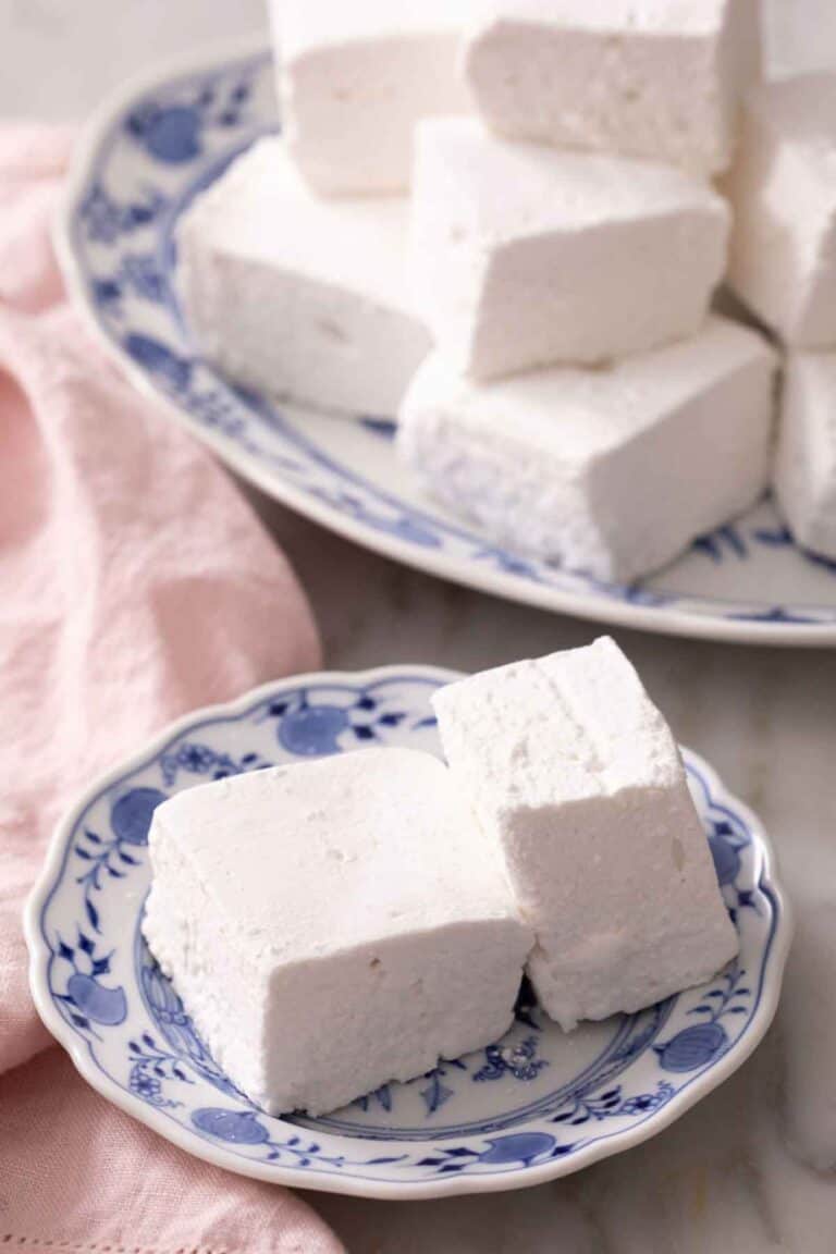 Easy Homemade Marshmallows (And How To Flavor Them) - Preppy Kitchen