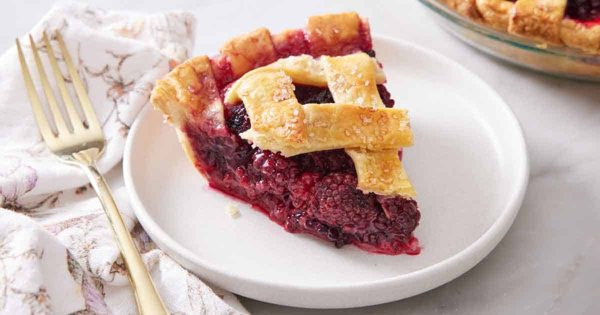 Blackberry Pie Recipe - Preppy Kitchen