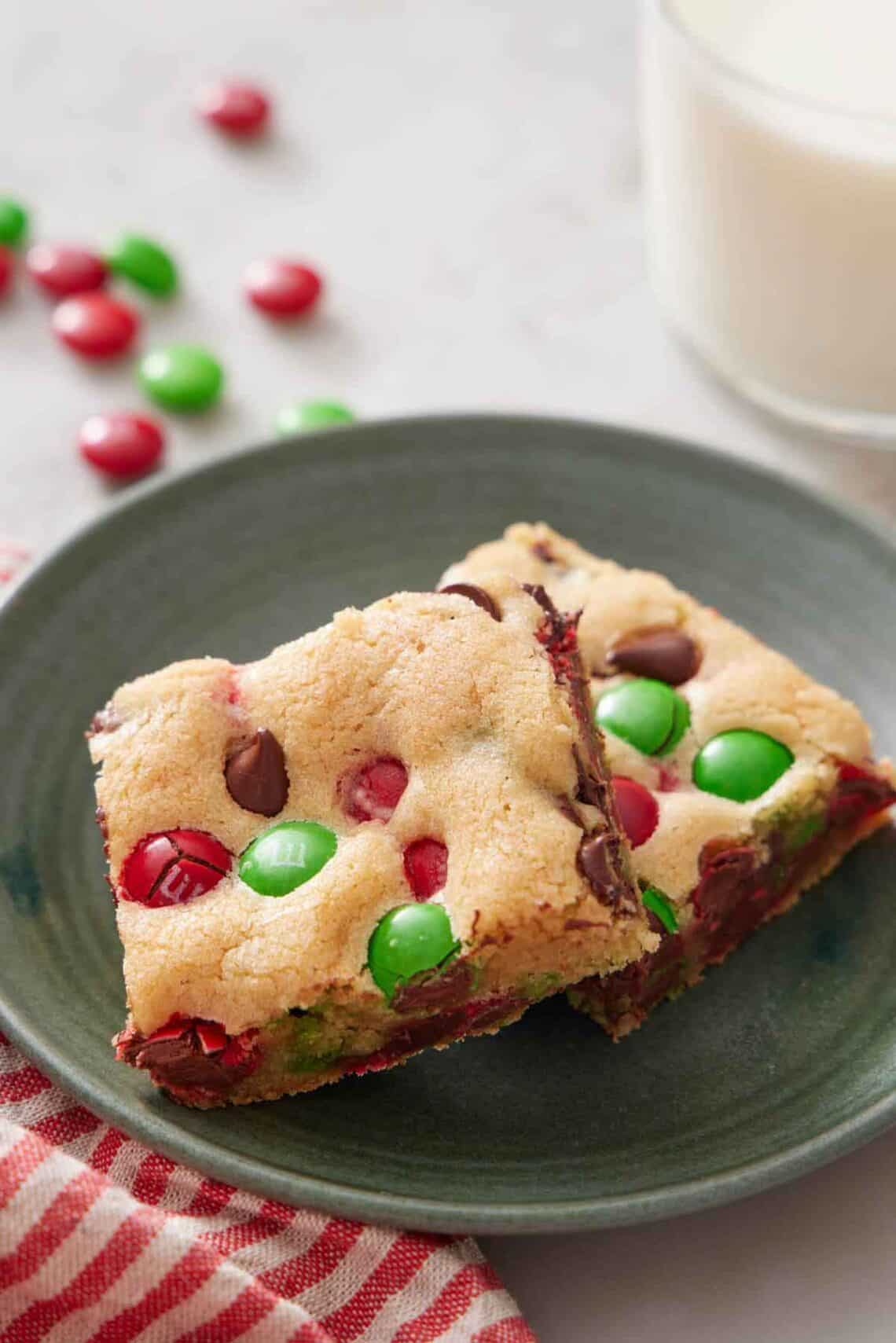 M&M Cookie Bars Recipe - Preppy Kitchen